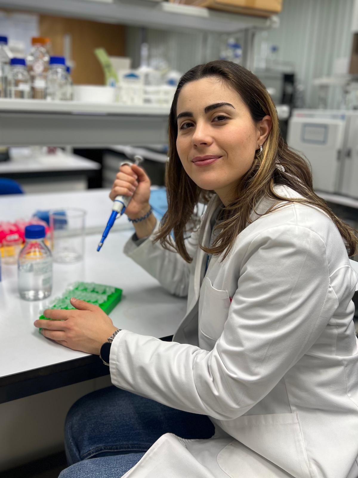 Velasco Ruiz, Isabel